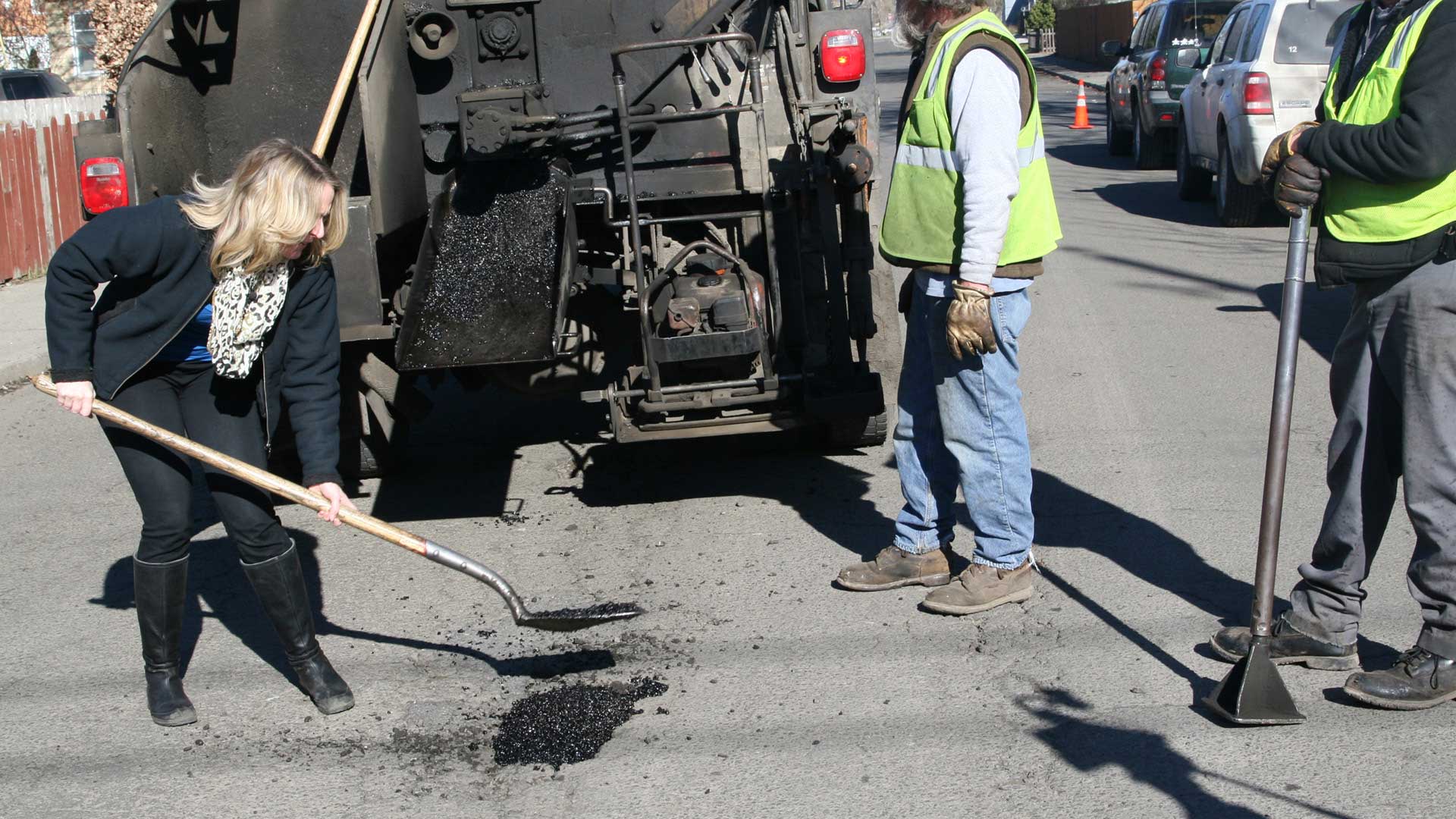 Streets crews stay busy despite lack of snowfall - City of Spokane ...